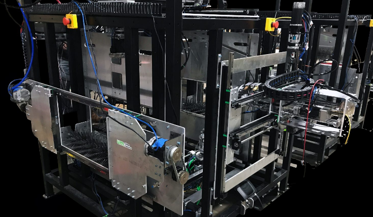 The Machine: Robotic solution to recycle lumber from Urban Machine